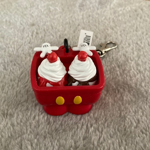 Disney | Accessories | Disney Kitchen Sink Keychain Nwt | Poshmark
